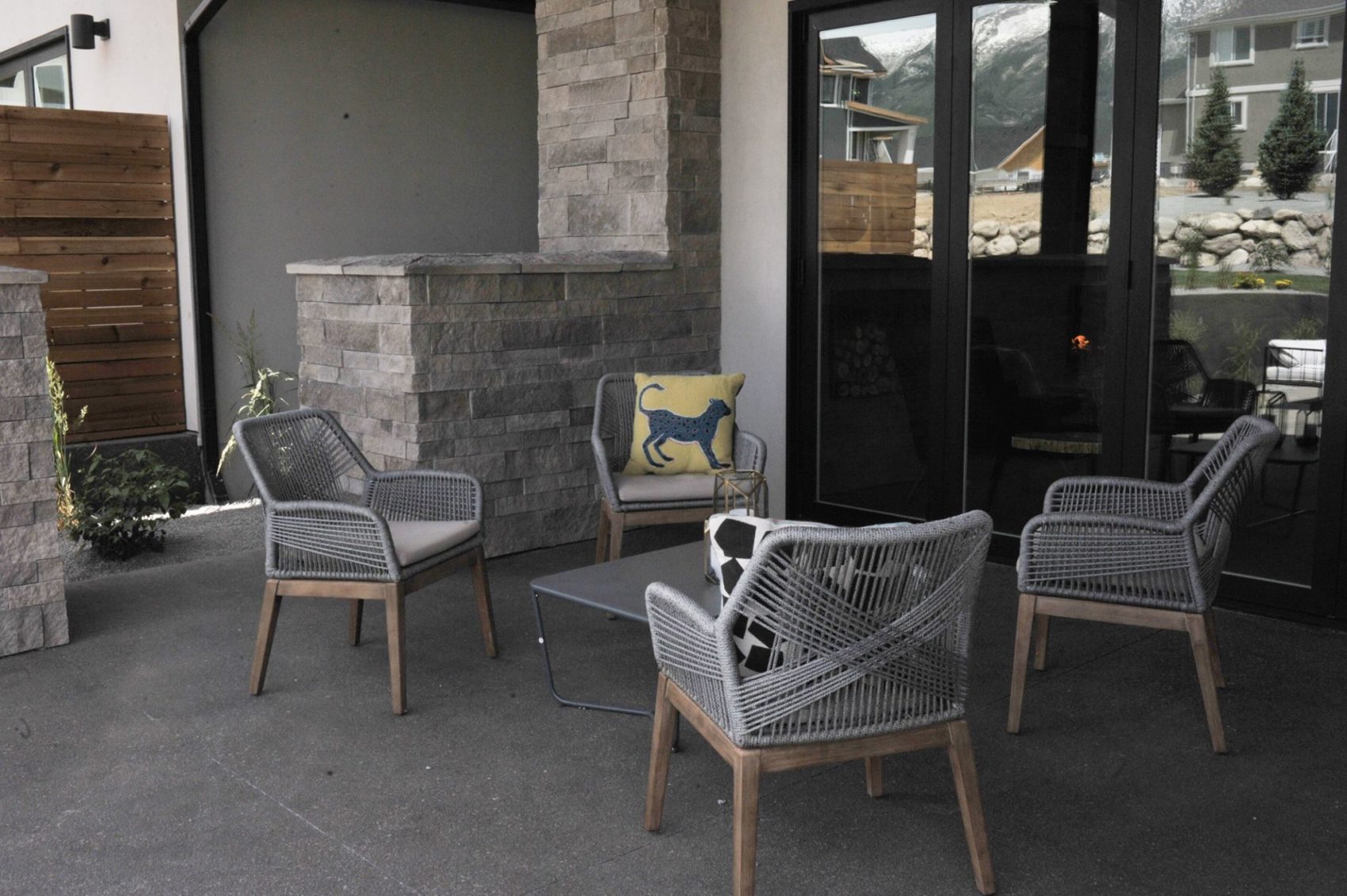 Utah Valley Parade of Homes 2017: Emerald - Hearth and Home ...