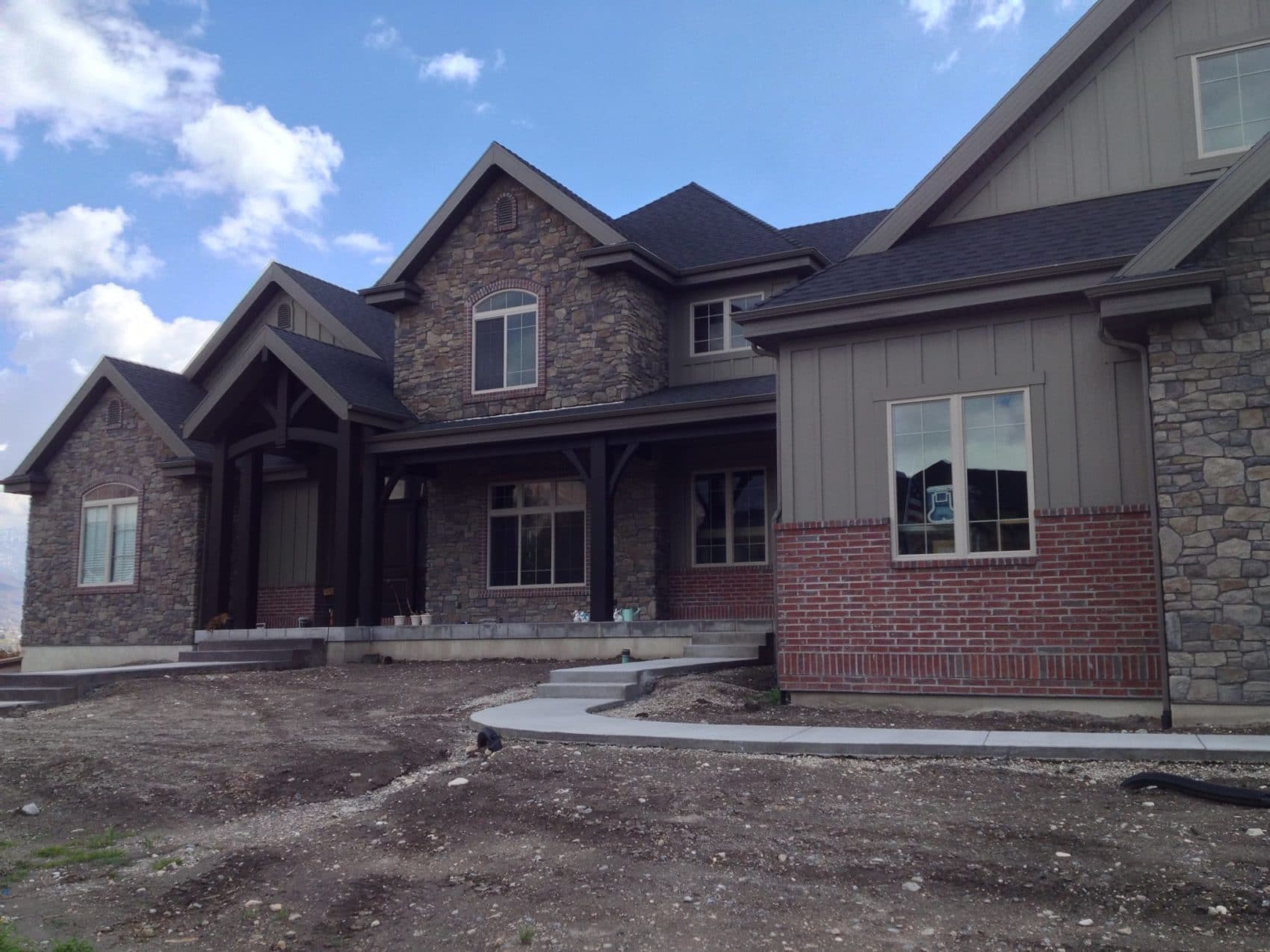 Five Easy Steps to a Perfect Stone & Brick Combo Exterior - Hearth and ...