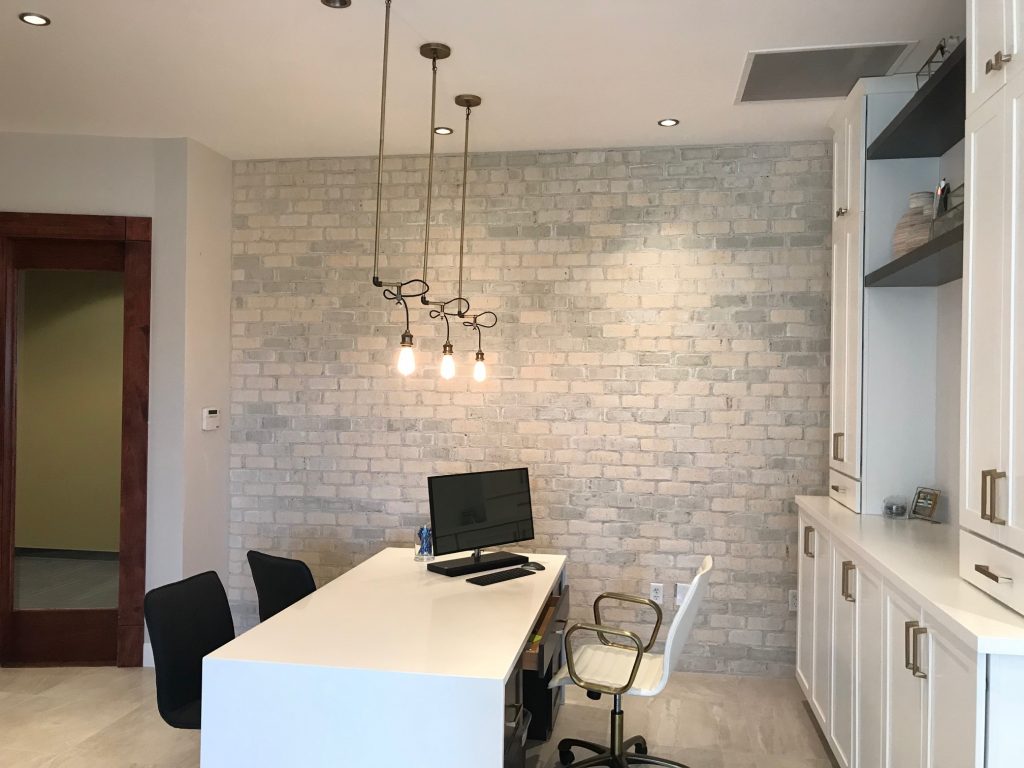 3 Best & Brightest White & Off-White Brick Options - Hearth and Home ...